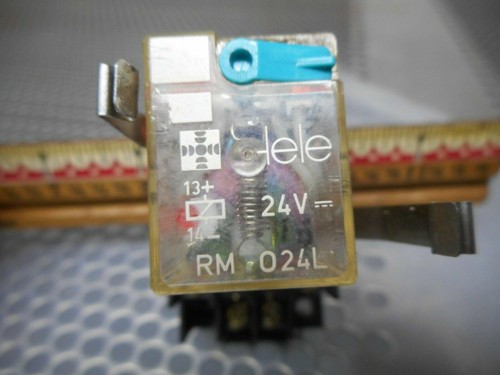 Tele RM-024L 24V Relay 15A 125kVA Fuji Electric TP58X2 Relay Base Used ...