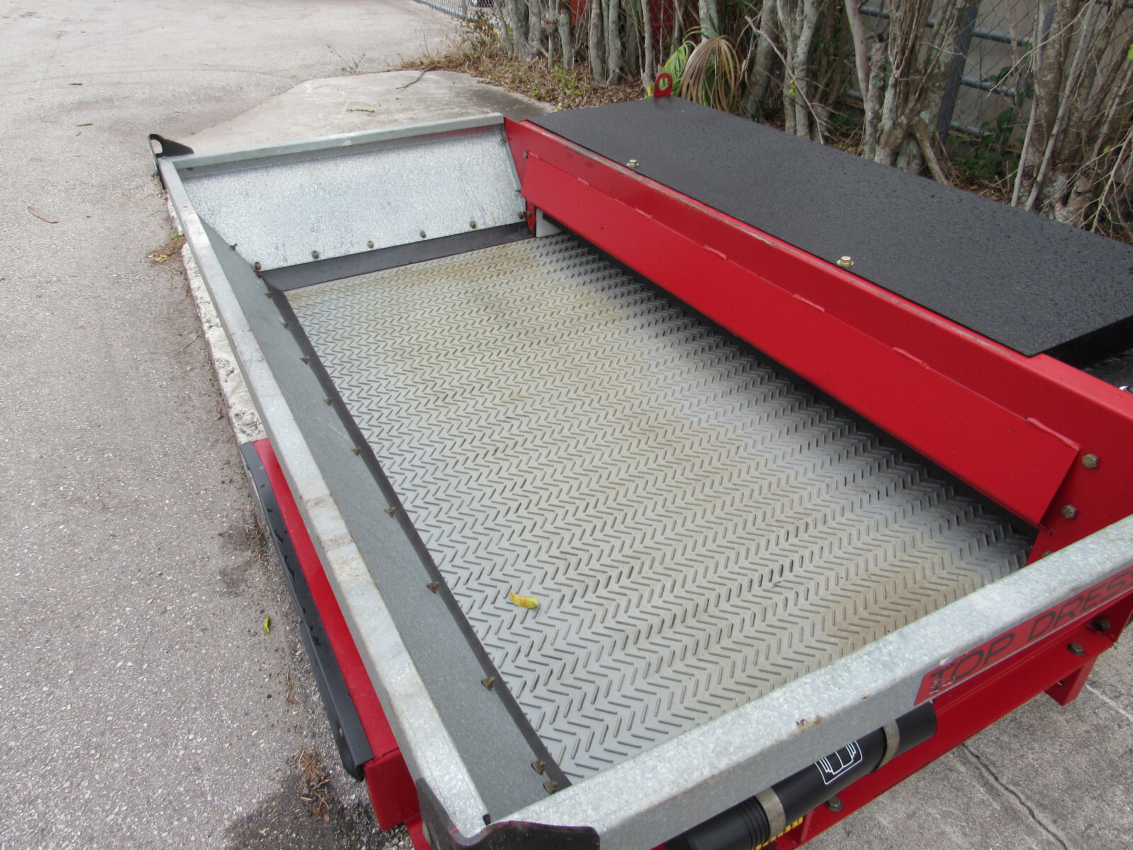 Toro 1800 Topdresser Sand Spreader Workman Gator Truckster Golf Course ...