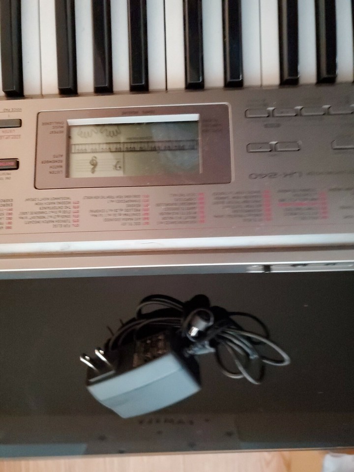 Casio LK-240 key lighting keyboard with power cord excellent condition ...