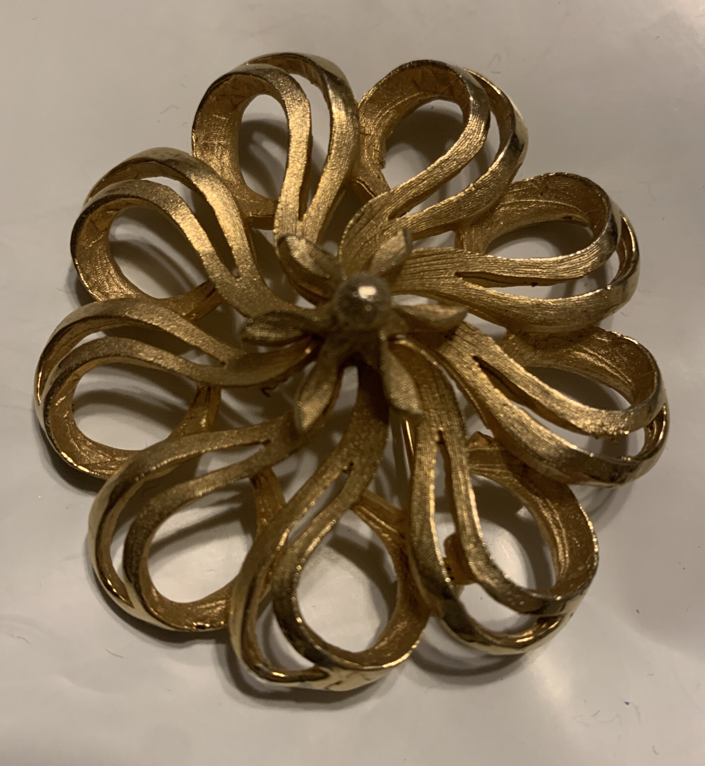 Vintage Signed Pell Flower Wreath Leaves Brooch Pin J… - Gem