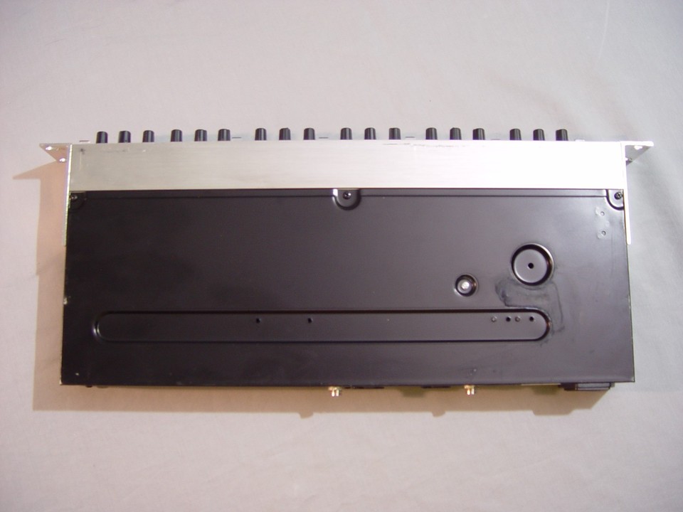 Behringer Ultra Q Pro PEQ 2200 Musical 5 Band Parametric Equalizer ...