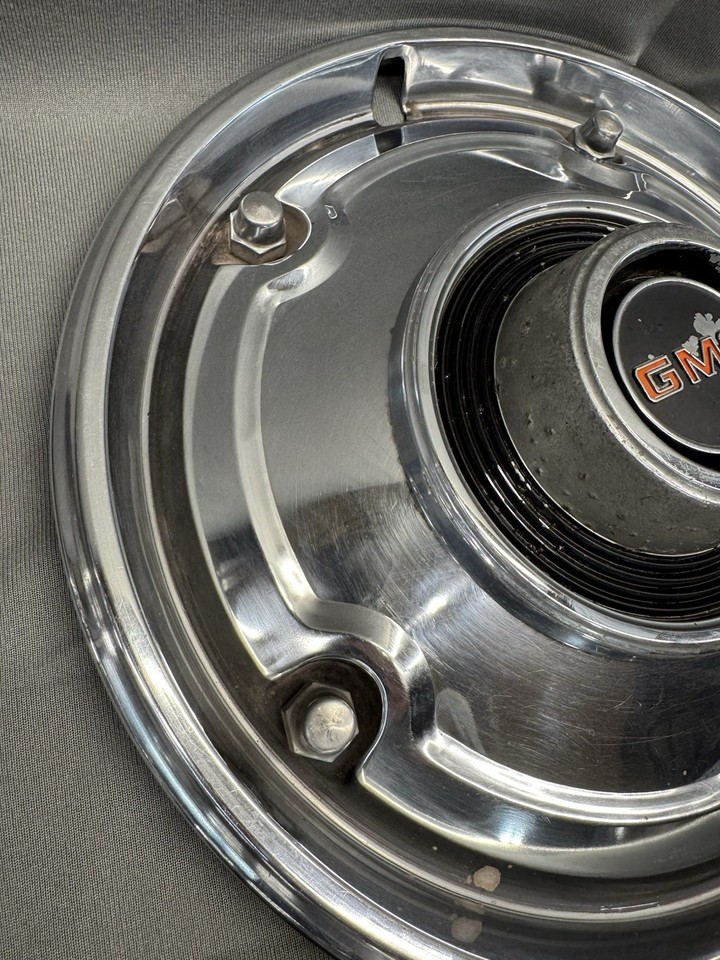1969-1982 GMC Truck C10 K10 Jimmy Sierra Hubcaps Hub Caps Wheel Covers ...
