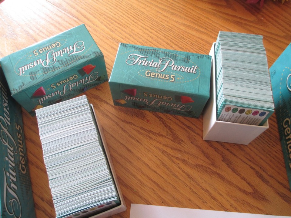 Trivial Pursuit Genus 5 Master Board Game Trivia (2000) Complete Open ...