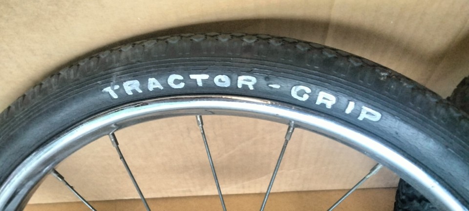 Huffy Muscle Bike 20" Coaster Brake Wheel Set - Cheater Slick Dragster ...