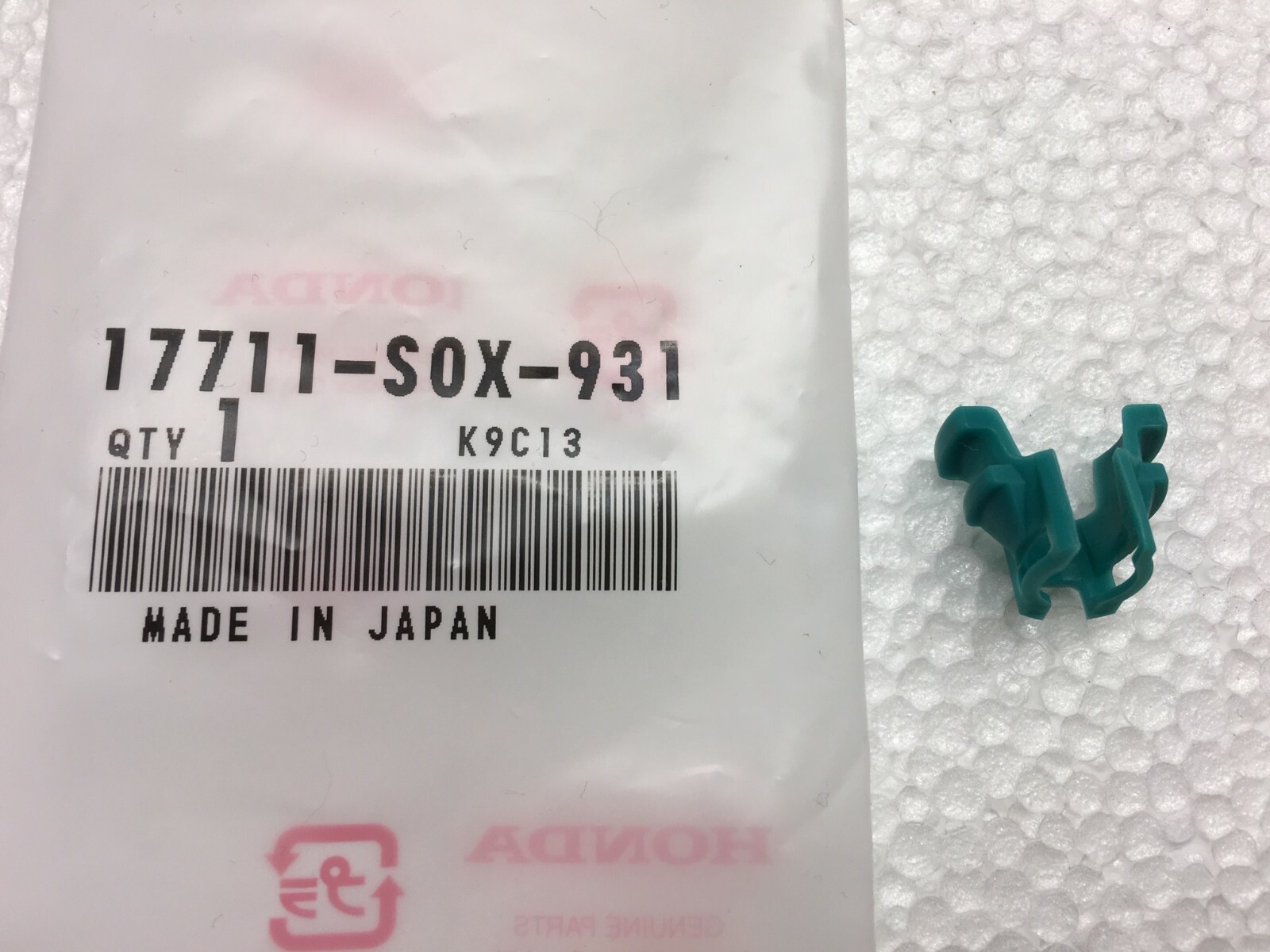 Honda NSF250R Moto3 Fuel Pump Hose RETAINER (BLUE GREEN) 17711-S0X-931 ...