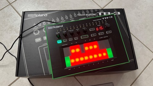 Roland TB-3 AIRA TB3 Touch Bassline Synthesizer Dj Equipment inkl ...