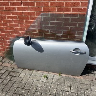 MINI R50 ONE 2002 PASSENGER DOOR PURE SILVER BREAKING 900/7 | eBay UK