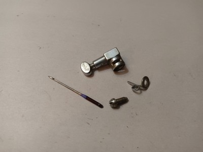 Singer 774 Zig Zag Sewing Machine Needle Clamp | eBay