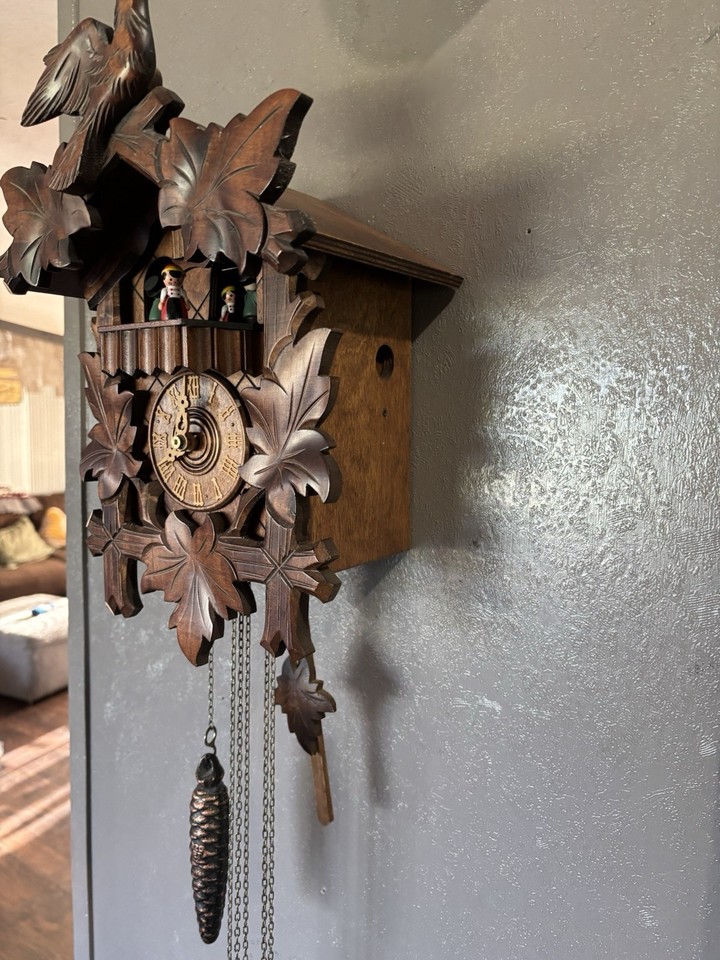 Romance Der Frohliche Wanderer Edelweiss Cuckoo Clock Germany Swiss ...