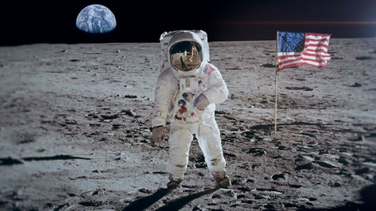 View Of Earth From Moon Armstrong