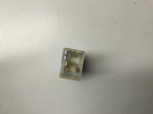 NISSAN X-TRAIL 2005 01-07 2.2DCI Relay 2523079915 | eBay