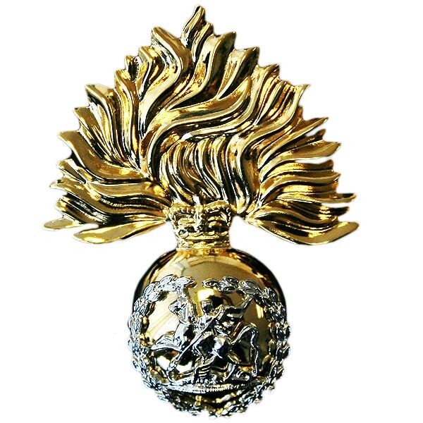 RRF BERET , QC CAP BADGE & HACKLE THE ROYAL REGIMENT OF FUSILIERS ...