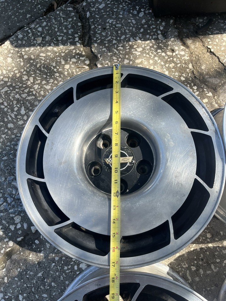 1984 - 1987 VINTAGE OEM CHEVY C4 CHEVROLET CORVETTE RIMS WHEEL ORIGINAL ...