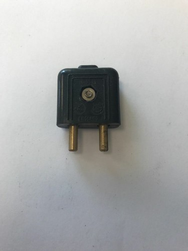 VINTAGE 2 PIN 2 AMP WG PLUGS (LC1) | eBay