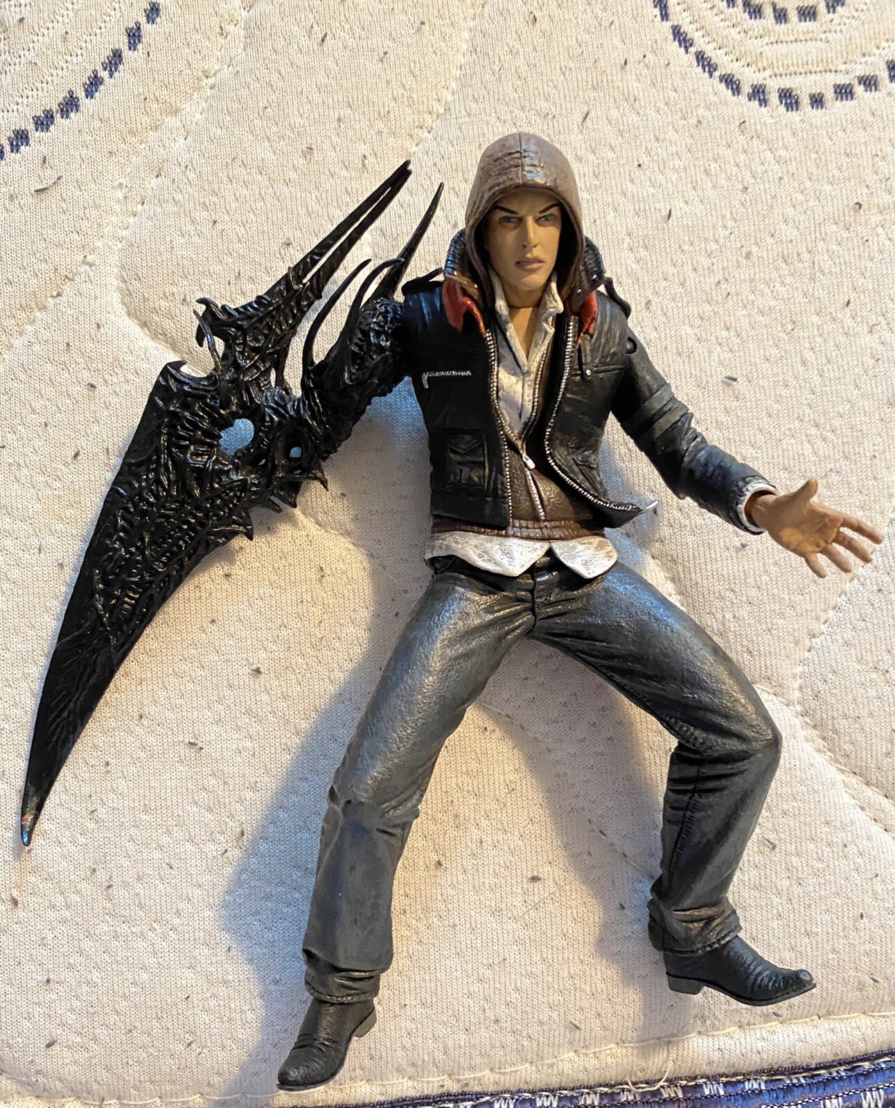 NECA Prototype Player Select-Alex Mercer Action Figure 634482447802 | eBay