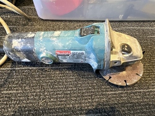 Makita Corded angle Grinder 9523NB 100mm style 540W 220V Australia plug ...