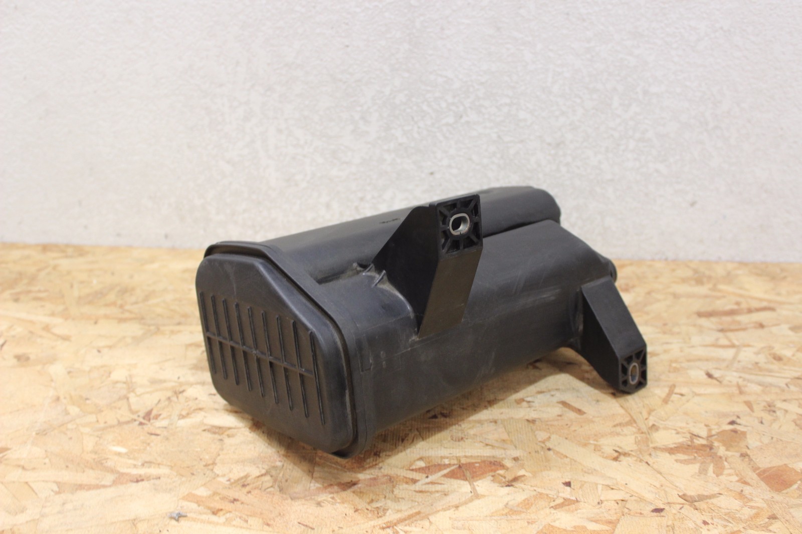 L0835 2006-2009 Land Rover Range Rover Evaporator Vapor Charcoal ...