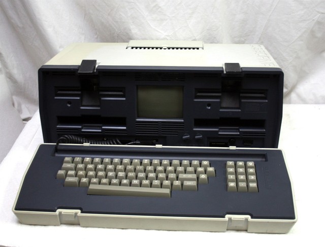 Vintage Osborne 1 One Portable Micro Computer OCC1 Powers on Read ...