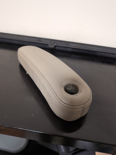 2001-07 TOYOTA HIGHLANDER Lexus RX300 Passenger SEAT Side ARM REST ...