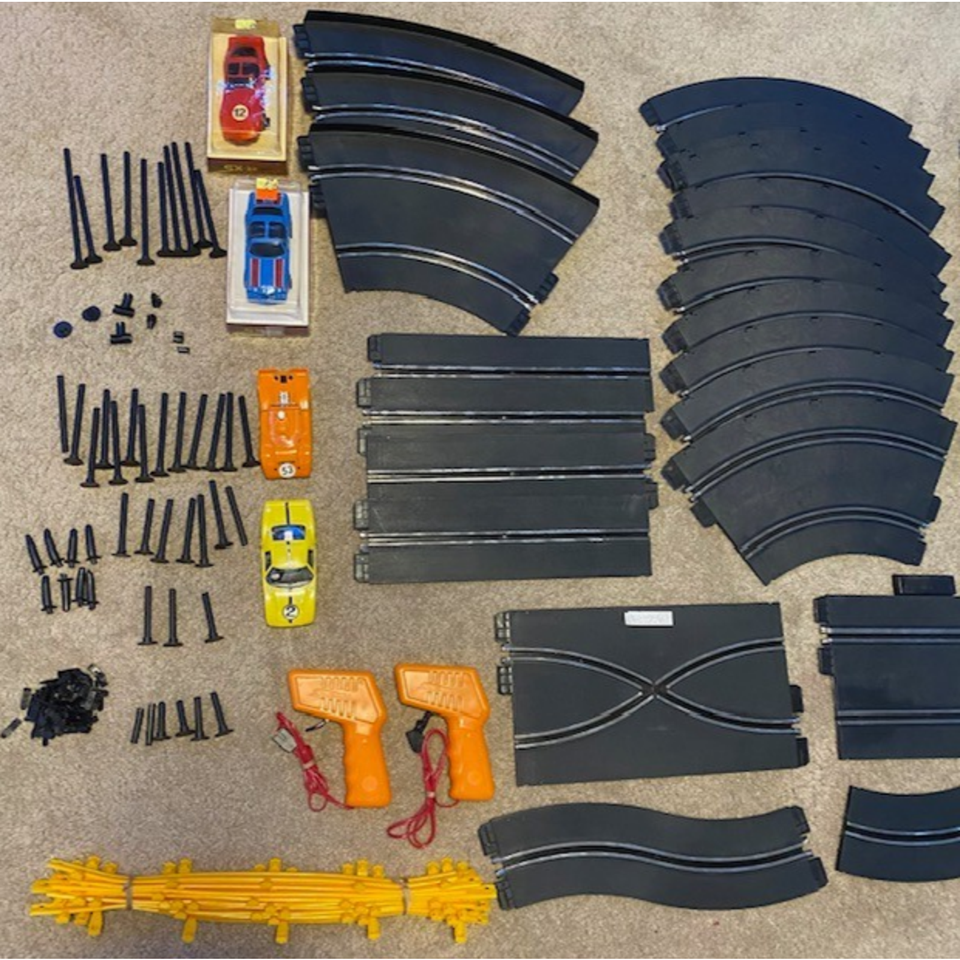 Vintage 60s Strombecker 1/32 Slot Car Road Race Set 4 Cars 50+ Piece ...