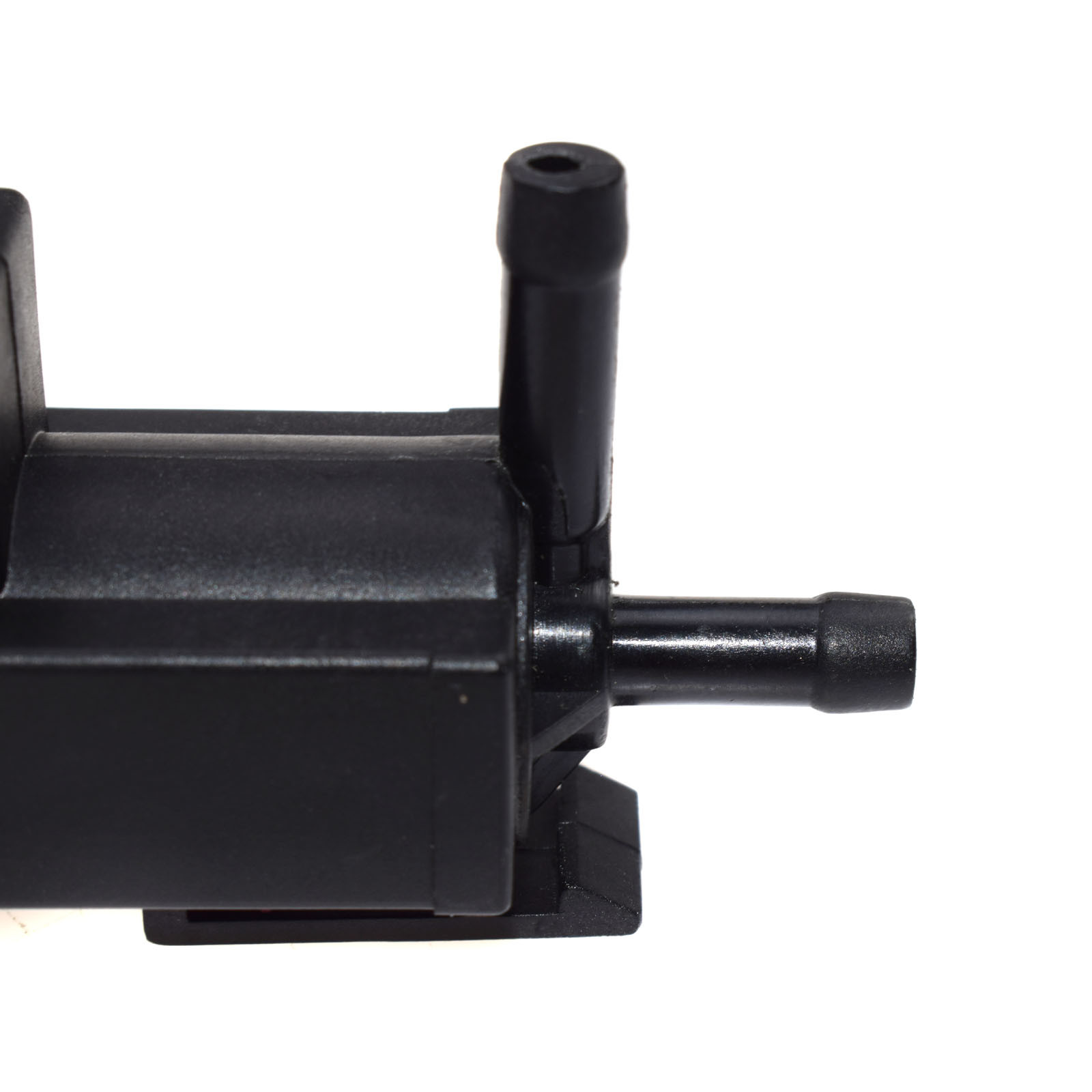 For Volvo xc90 xc70 v70 c70 s60 s80 Turbocharger Solenoid Control Valve ...