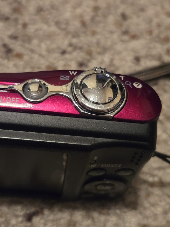 Nikon Coolpix L22 12.0 MP 3.6x Optical Zoom Compact Digital Camera ...