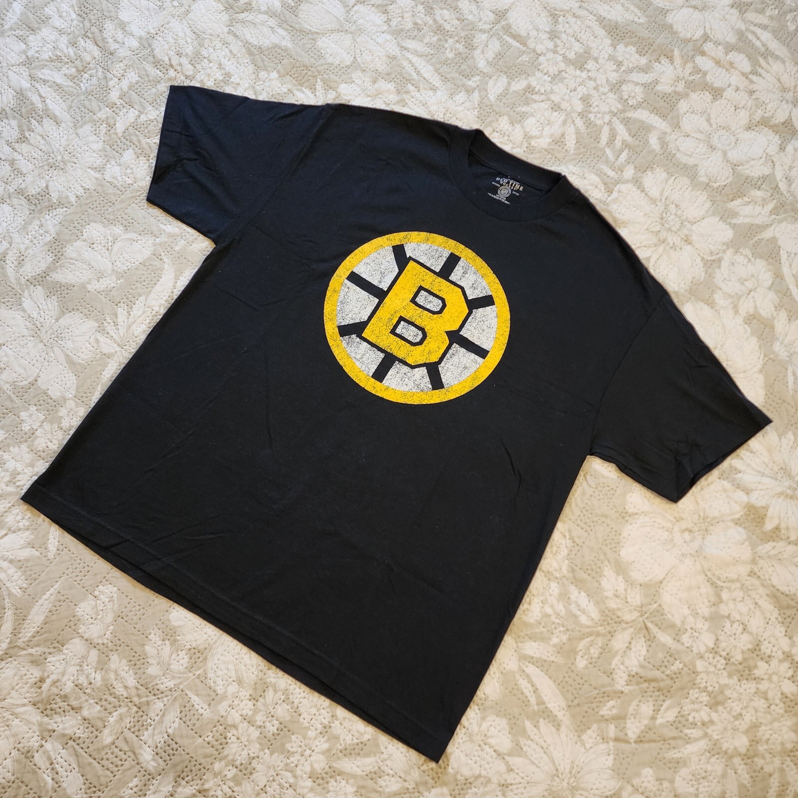 Old Time Hockey XL RAY BOURQUE No. 77 BOSTON BRUINS (MED) T-Shirt Short ...
