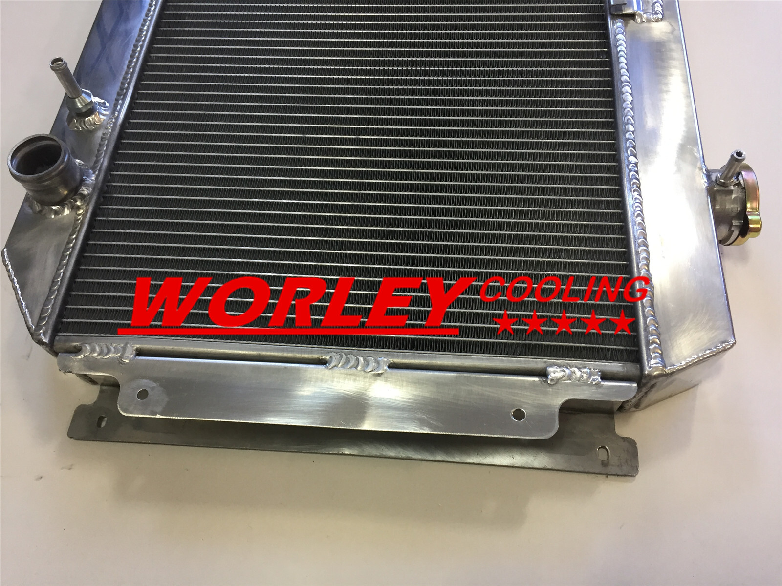 NSW-GPI Radiator for HOLDEN Kingswood HG HT HK HQ HJ HX HZ V8 Chev ...
