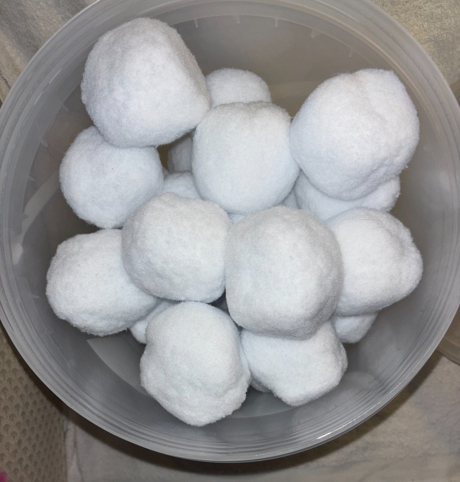 Indoor Snowball Fight-Bring Winter Fun Indoors! *NEW* in Opened ...