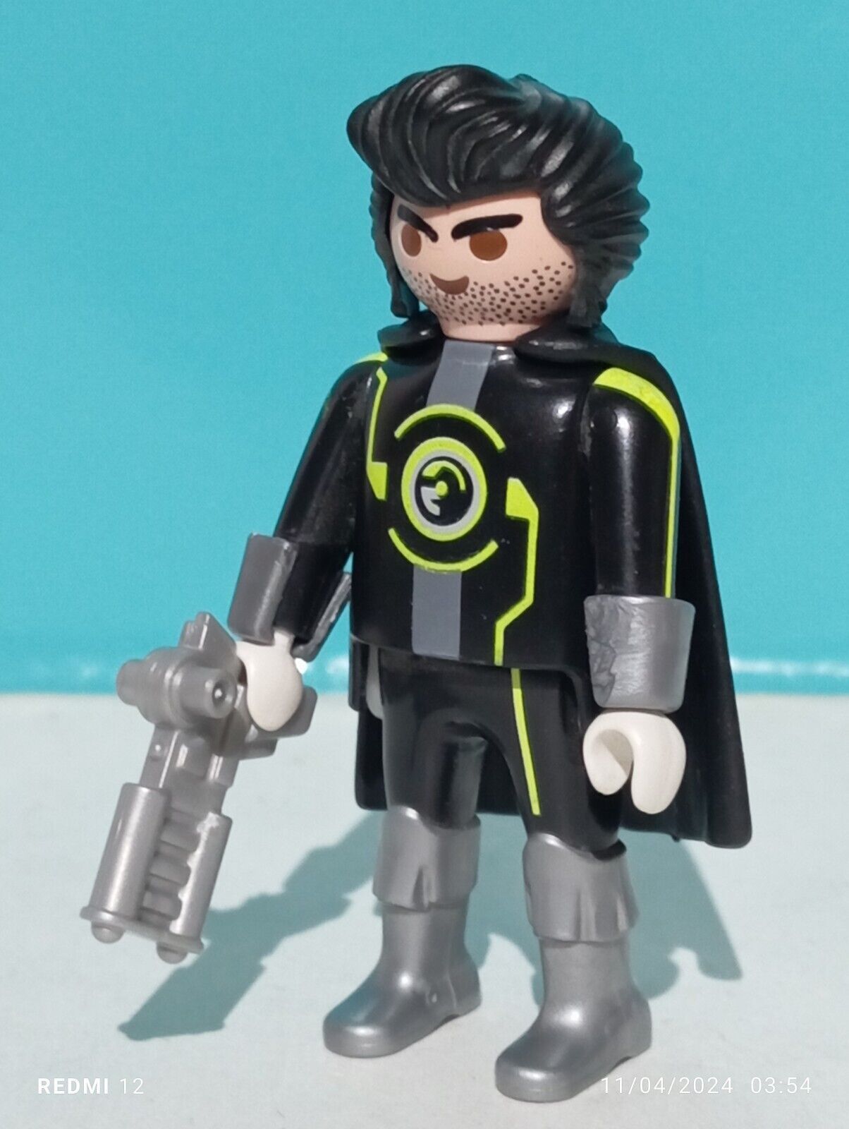 PLAYMOBIL FIGURE SPACE WARRIOR REF 5289 ALIENS ALIENS FUTURE HERO | eBay