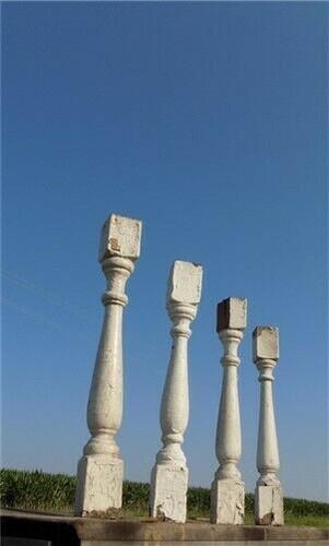 4 Balusters White Wood Architectural Salvage Spindles Porch Post House ...