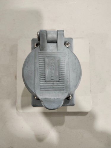 Hubbell HBL2715 30 Amp 125/250 Volt Twist-Lock Flanged Inlet, w/Hubbell ...