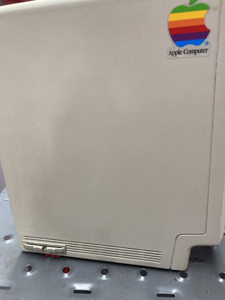 Vintage Apple Macintosh Plus 1MB Model M0001A - Working- 120 VAC 60W ...