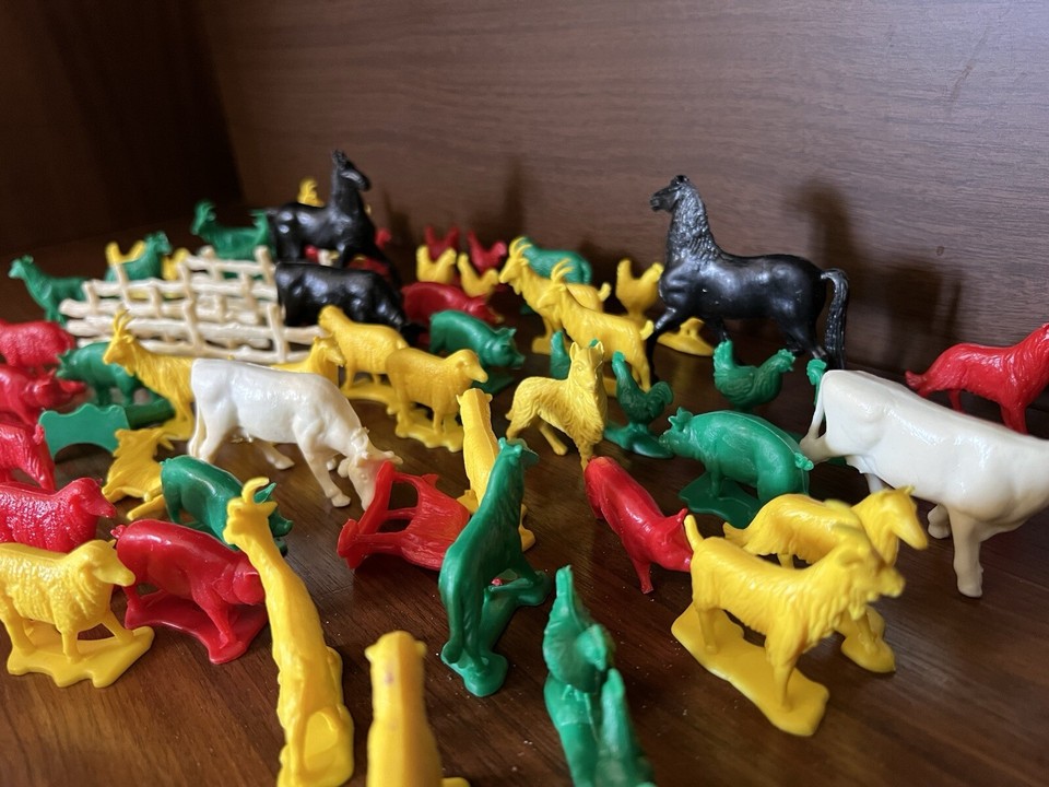 Large Lot of Vintage Colored Plastic Farm Animals w/ Fences - Retro MCM ...