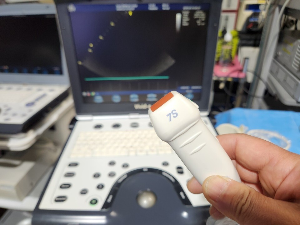 GE Vivid Q Portable Ultrasound With 2 Probes | eBay