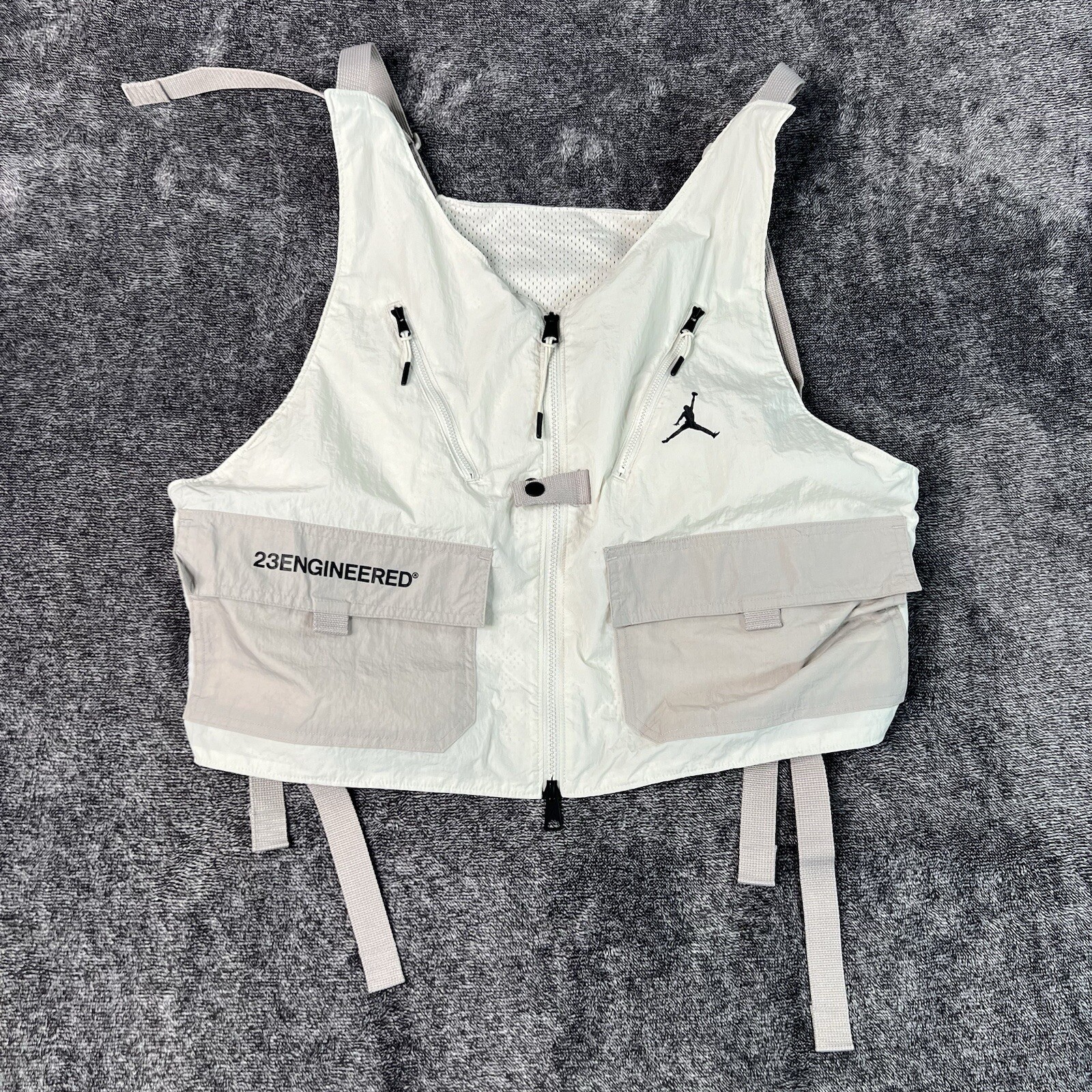 Nike Air Jordan 23 Engineered Utility Vest ADJUSTABLE - Gem