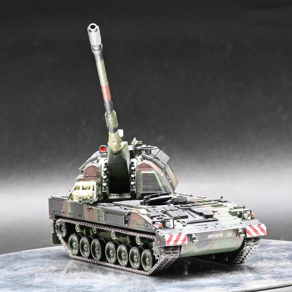 1/72 Scale German PZH2000 Self-Propelled Howitzer Vehicle Model ...
