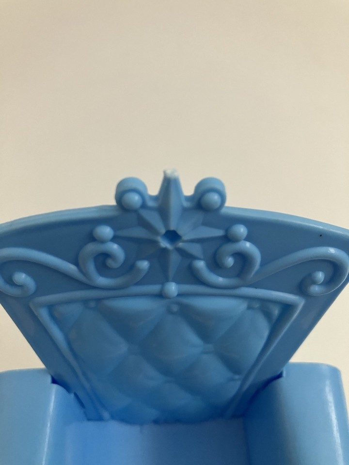 Barbie Blue Castle Swan Lake Princess Throne Small Barbie Chair ...