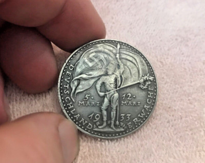 1933 Flag Bearer Germany Awake GERMAN FUHRER WWII COMMEMORATIVE COIN | eBay