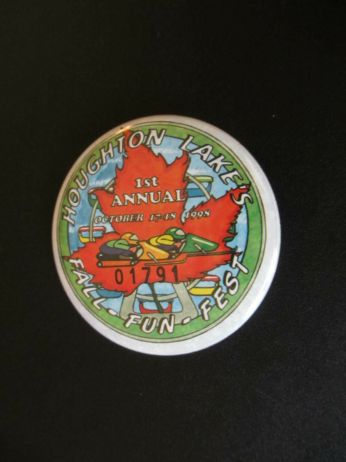 Houghton Lake's Fall Fun Fest Official 2" BADGE PINBACK Sept. 1998 ...