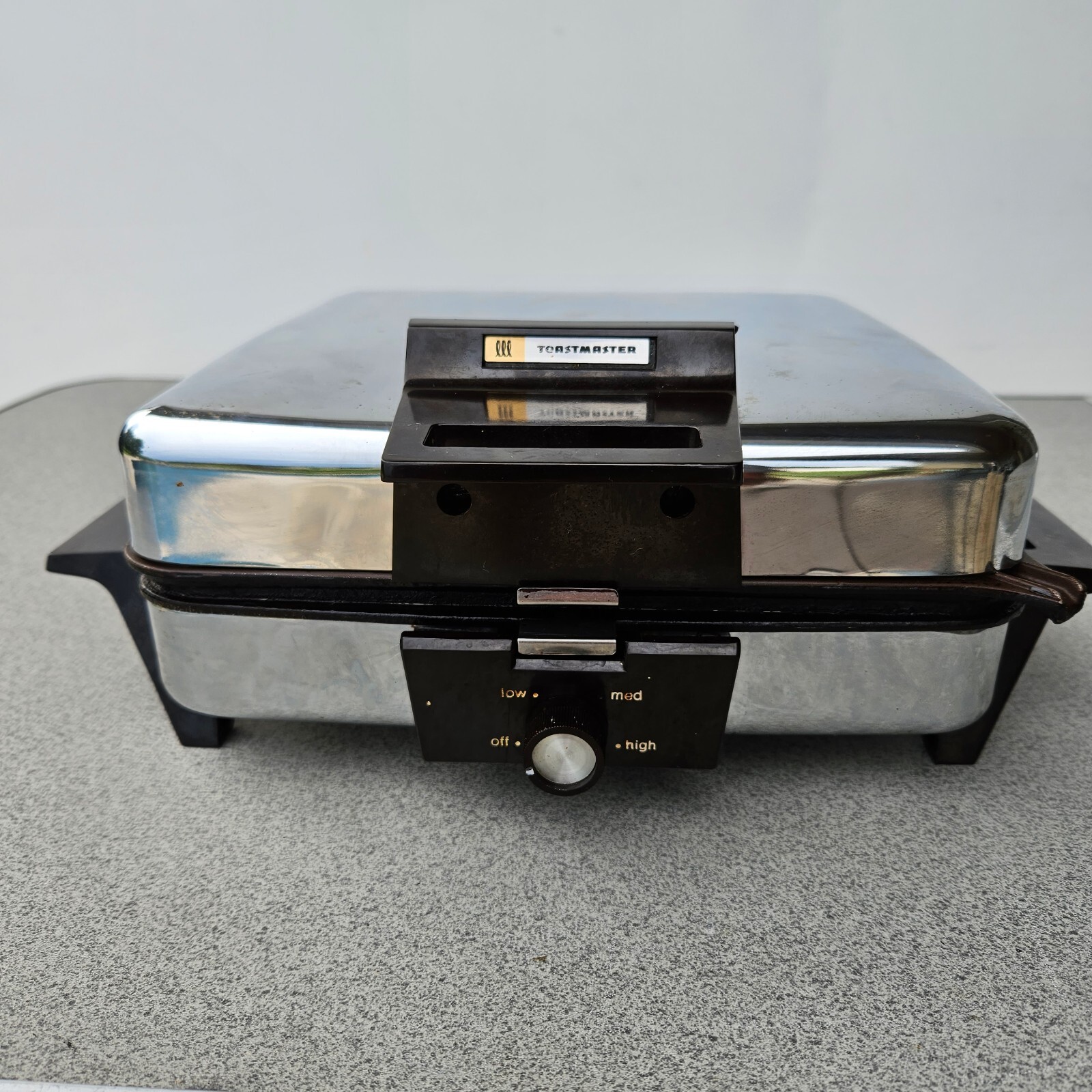 VTG Toastmaster Waffle Iron Maker Griddle 269 Chrome Reversible Plates ...