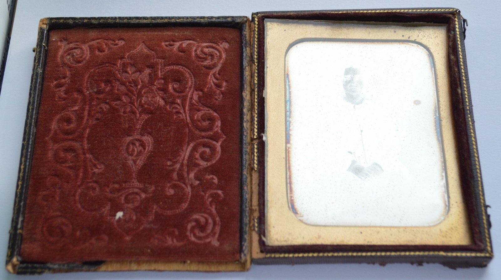 Fine Daguerreotype Of A Young Woman Tinted Embossed Leather Case In 2