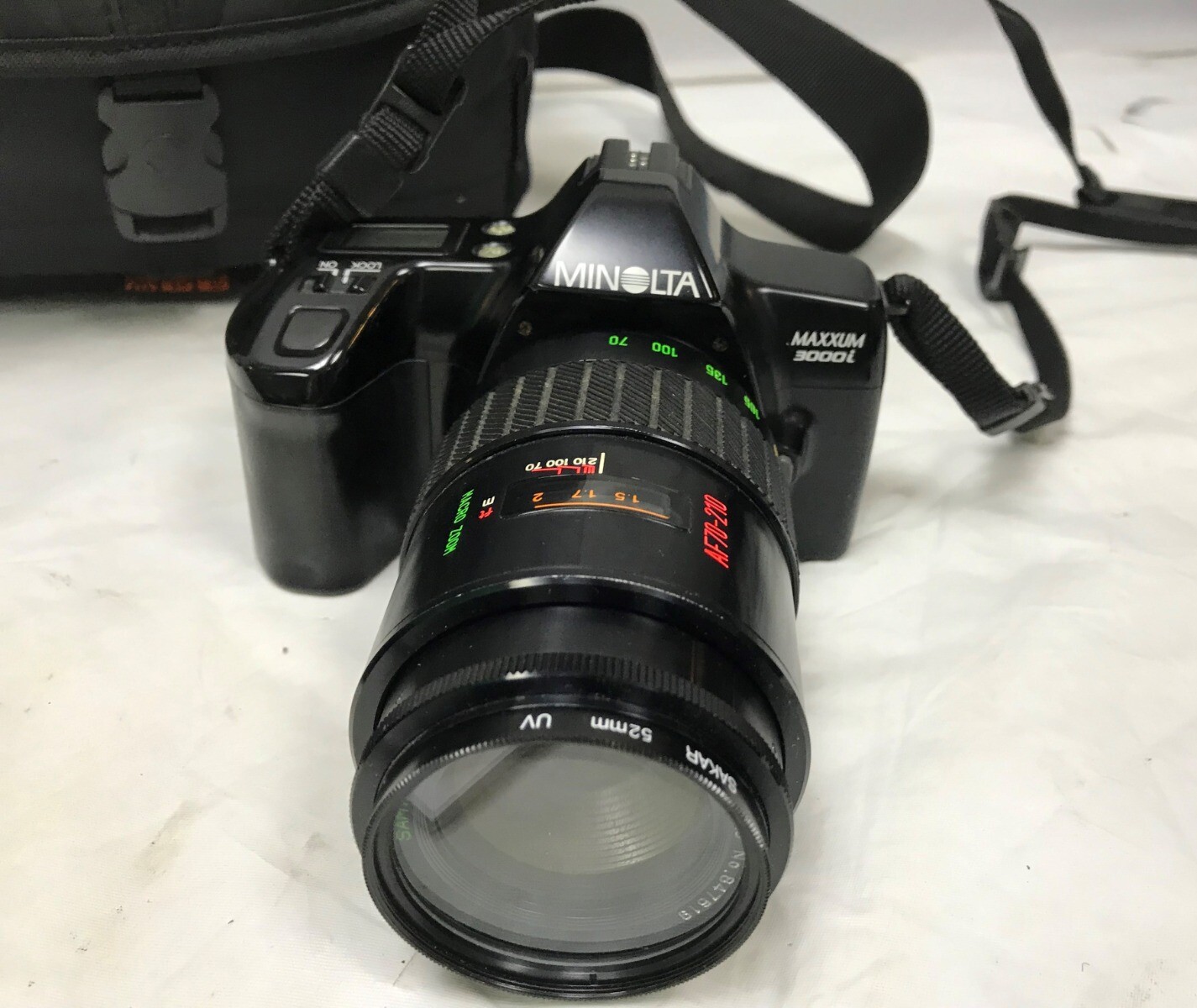 Minolta Maxxum 3000i Bundle Set 35mm SLR Film Camera 2 Lenses Flash ...