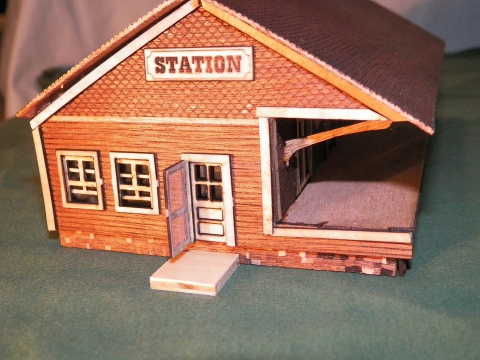 HO Scale Train Station Kit | eBay