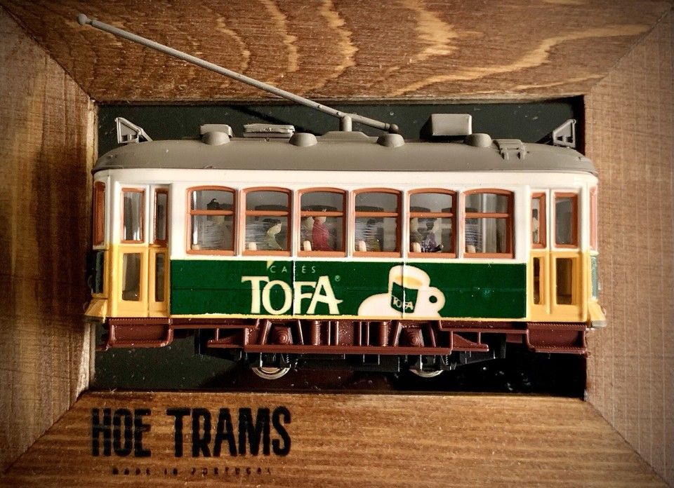 Lisbon Tram HO/N gauge (HOe) - motorized w/ light NEW w/ box Tofa ...