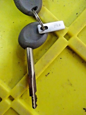 KEY PAIR ( 2 ) 4 WAY CUT KEY # 204 | eBay