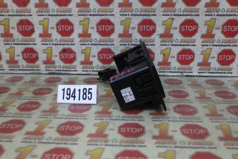 2010-2014 FORD F150 CENTER DASH LINE IN USB PORT CONNECTOR SWITCH DL3T ...