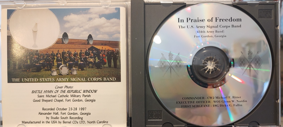 The United States Army Signal Corps Band In Praise of Freedom CD Album ...