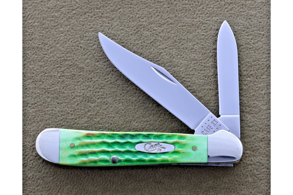 Case XX 6249 Copperhead knife, Lizard Skin bone. Burnt Bright Green. | eBay