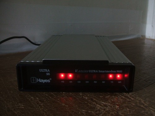 Hayes 2000US ULTRA 96 Smartmodem 9600 V-Series with Orig Power Supply ...